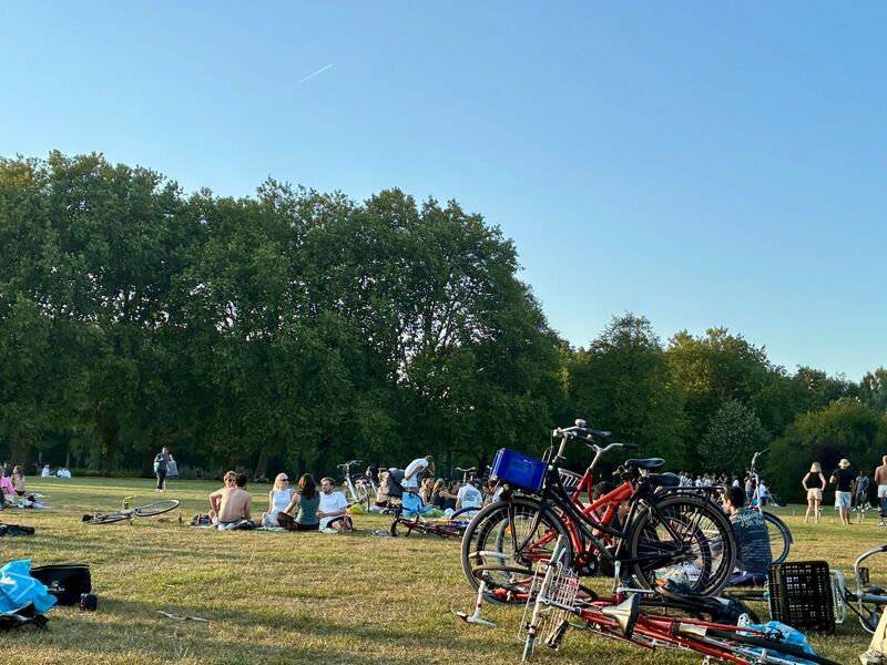 Station Bergweg opent bezorghub in het Vroesenpark - De Buik van Rotterdam