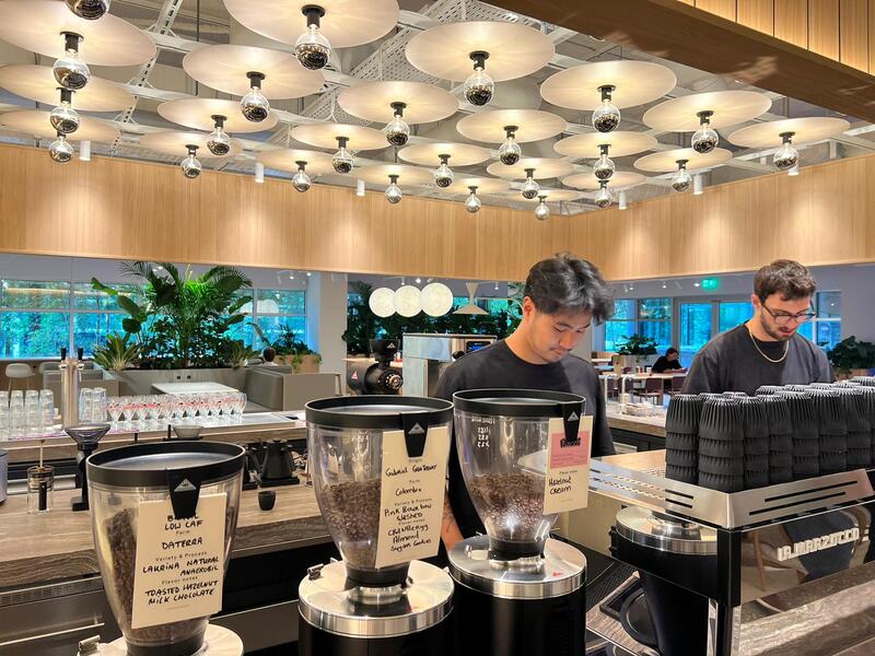 Fortune Coffee: een droom die uitkomt in Rotterdam-West - De Buik van ...