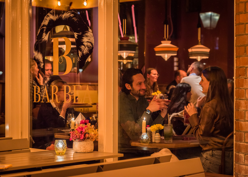 Bar Bea - De Buik van Den Haag