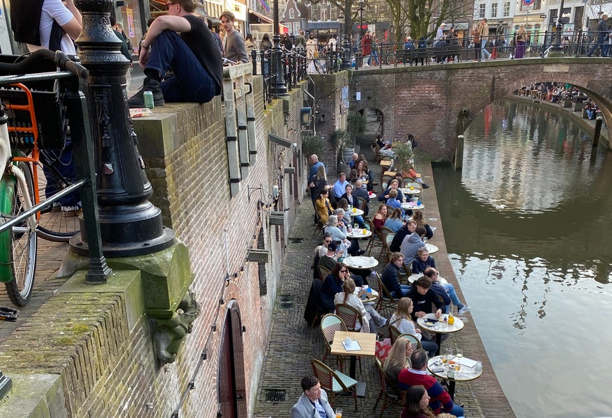Bistro aan de Werf: van pop-up tot blijvertje - De Buik van Utrecht