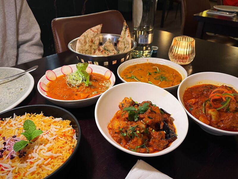 Indiase soulfood en gastvrijheid bij Indian Curry Club - De Buik van ...