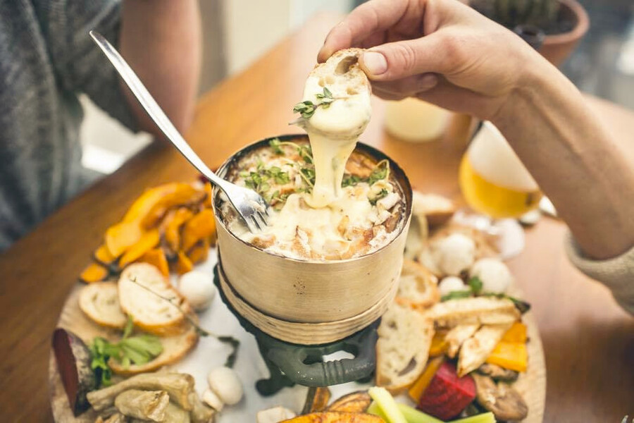 Cheesy Wednesday is back - De Buik van Rotterdam