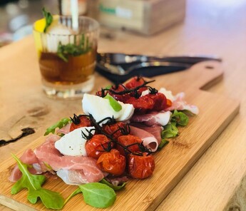 Mozzarella in de hoofdrol bij La Mozza - De Buik van Rotterdam