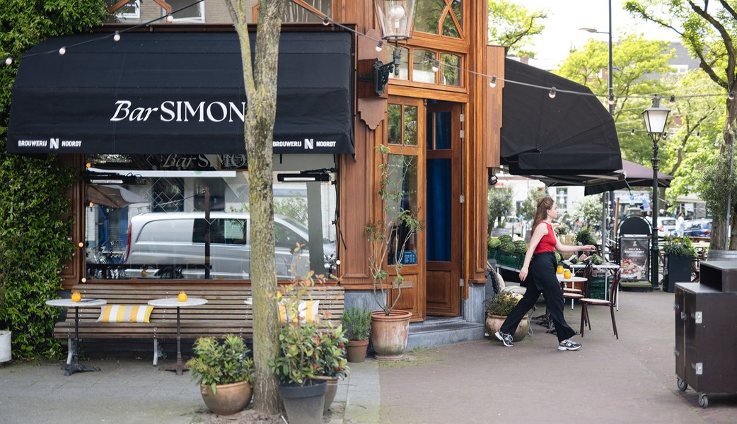 Oui oui, Bar Simon - De Buik van Rotterdam