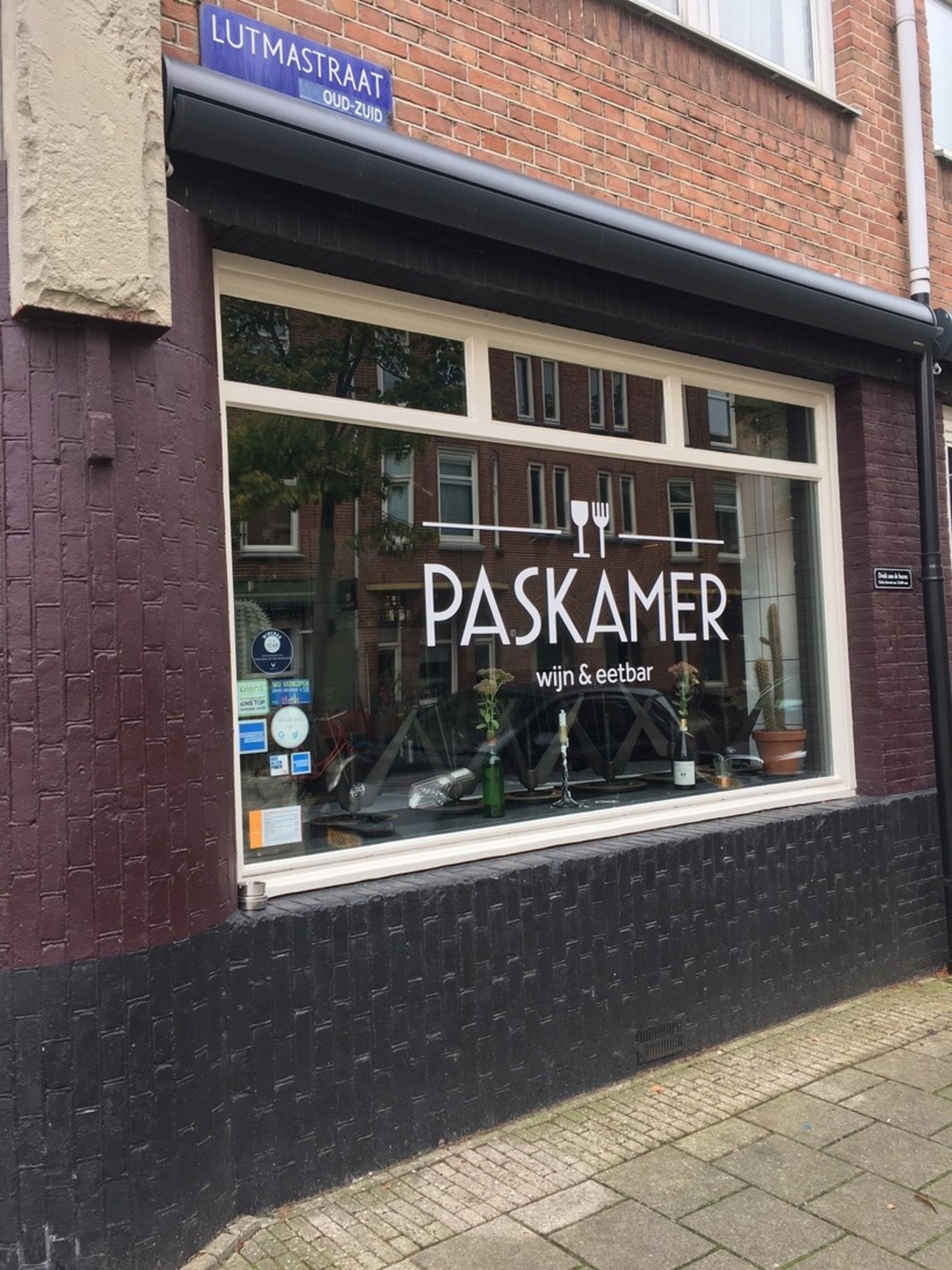 De Paskamer - De Buik van Amsterdam